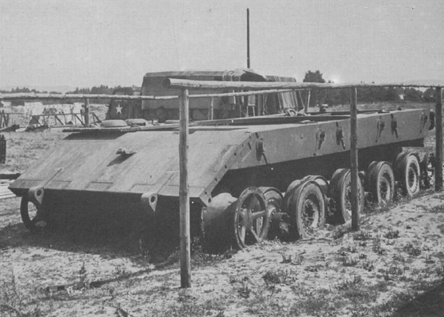 Image - E-100 hull front.jpg | FirearmCentral Wiki | FANDOM powered by ...