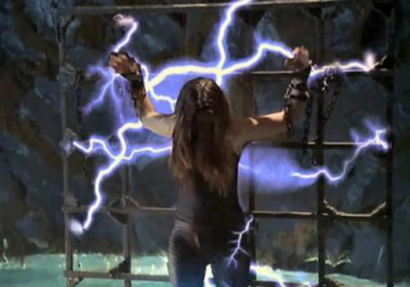 Piper Halliwell/Pregnancy | Forever Charmed Wikia | Fandom