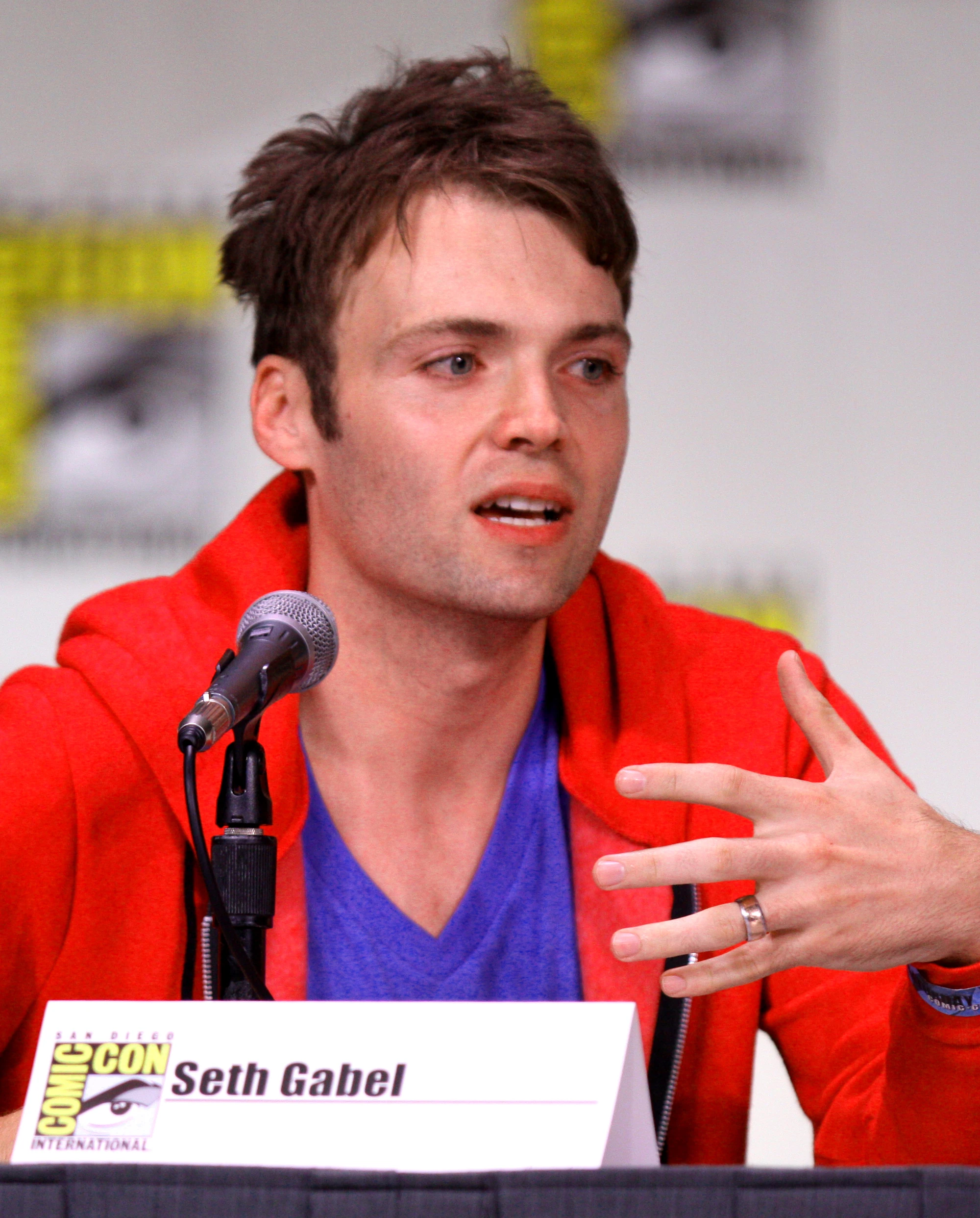 Seth Gabel | Fringe | FANDOM powered by Wikia