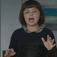 Babysitting 101: How To Bathe Your Alien/Gallery | Gabby Duran & the ...