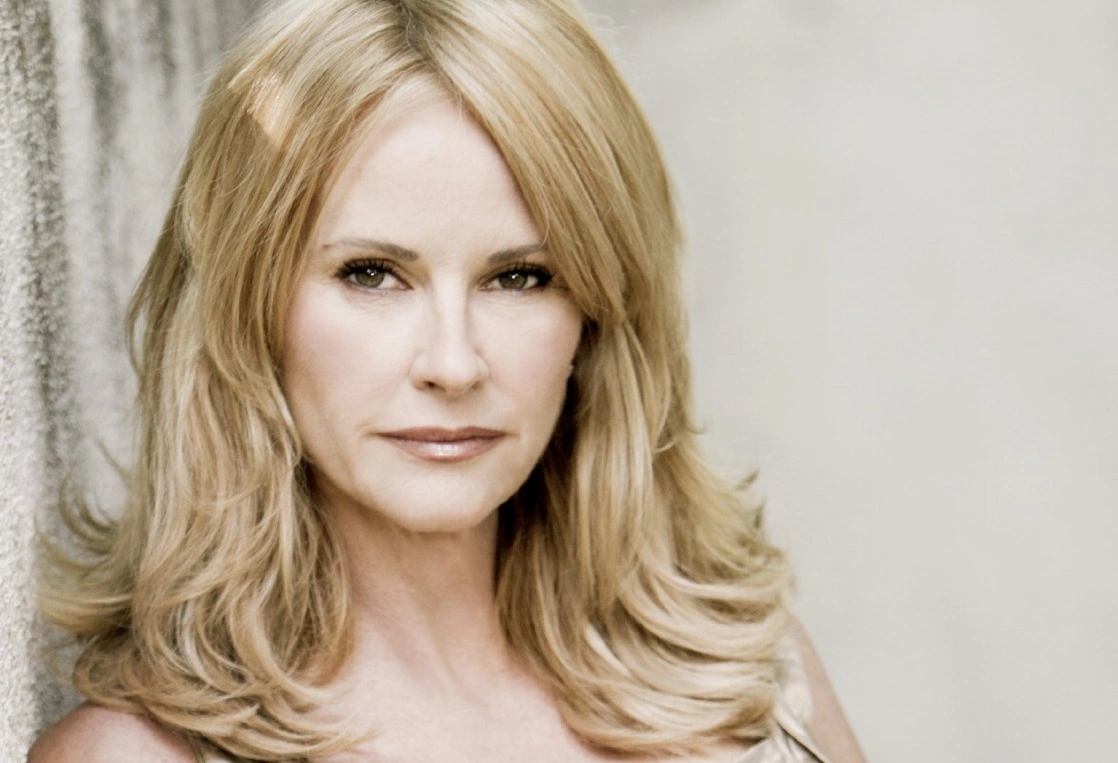 Elizabeth Barrington (Rebecca Staab) | General Hospital Wiki | Fandom