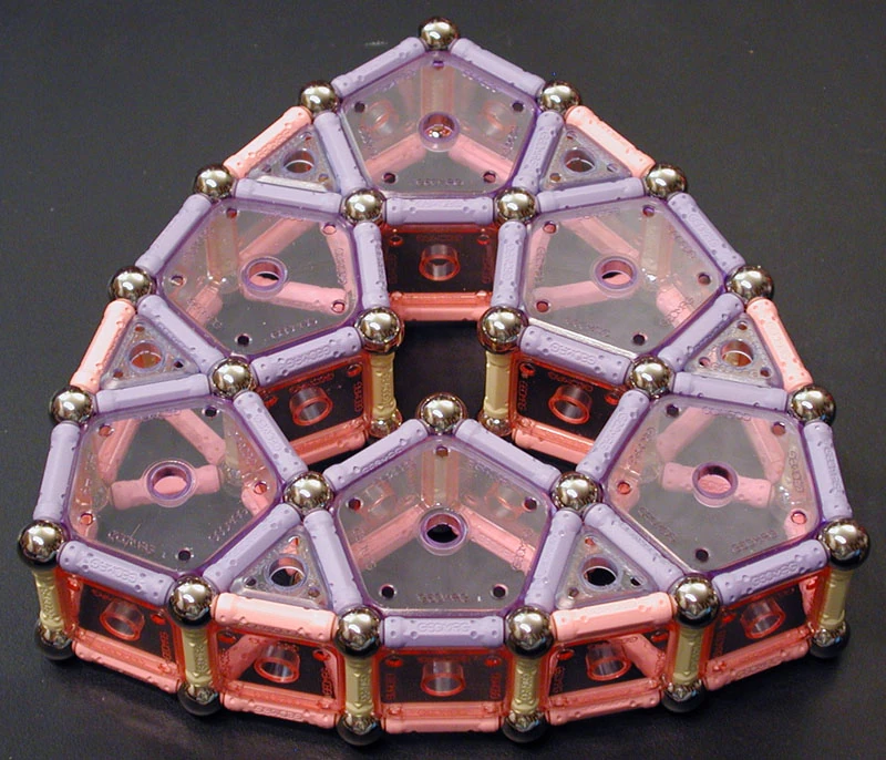 Curved Triangle Using 30-gon Circle Arcs | Geomag Wiki | FANDOM powered ...