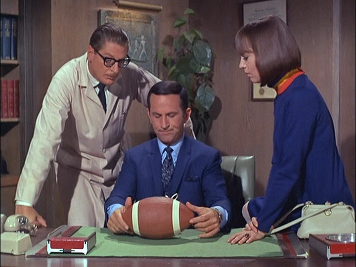 Witness for the Persecution | Get Smart Wiki | Fandom