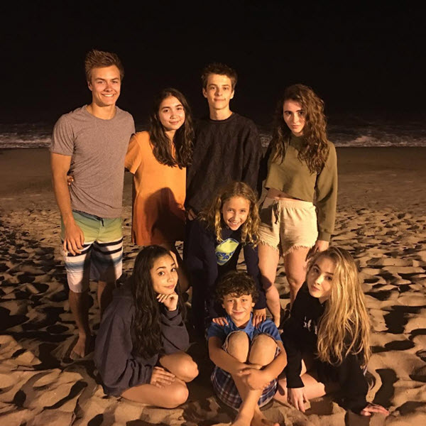 Image Sabrina Carpenter Rowan Blanchard August Maturo Peyton Meyer