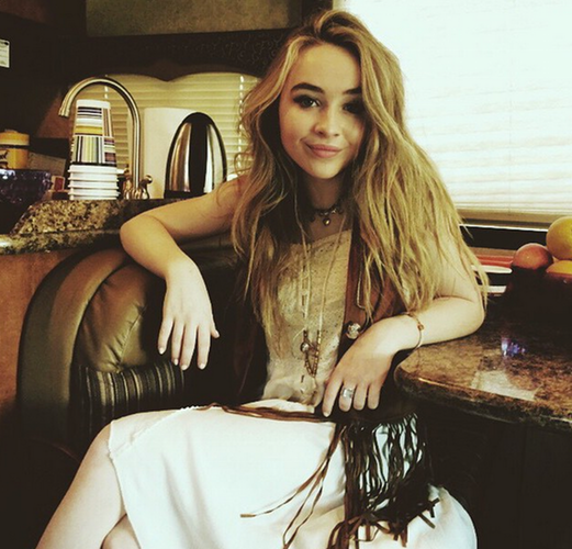 Image Sabrina Carpenter Eyes Wide Open Lyric Video Png Girl Meets