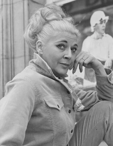 Hy Hazell | The Golden Throats Wiki | Fandom