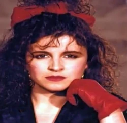 Alexandra Pigg | The Golden Throats Wiki | FANDOM powered by Wikia