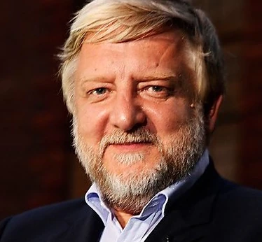 Simon Russell Beale | The Golden Throats Wiki | Fandom