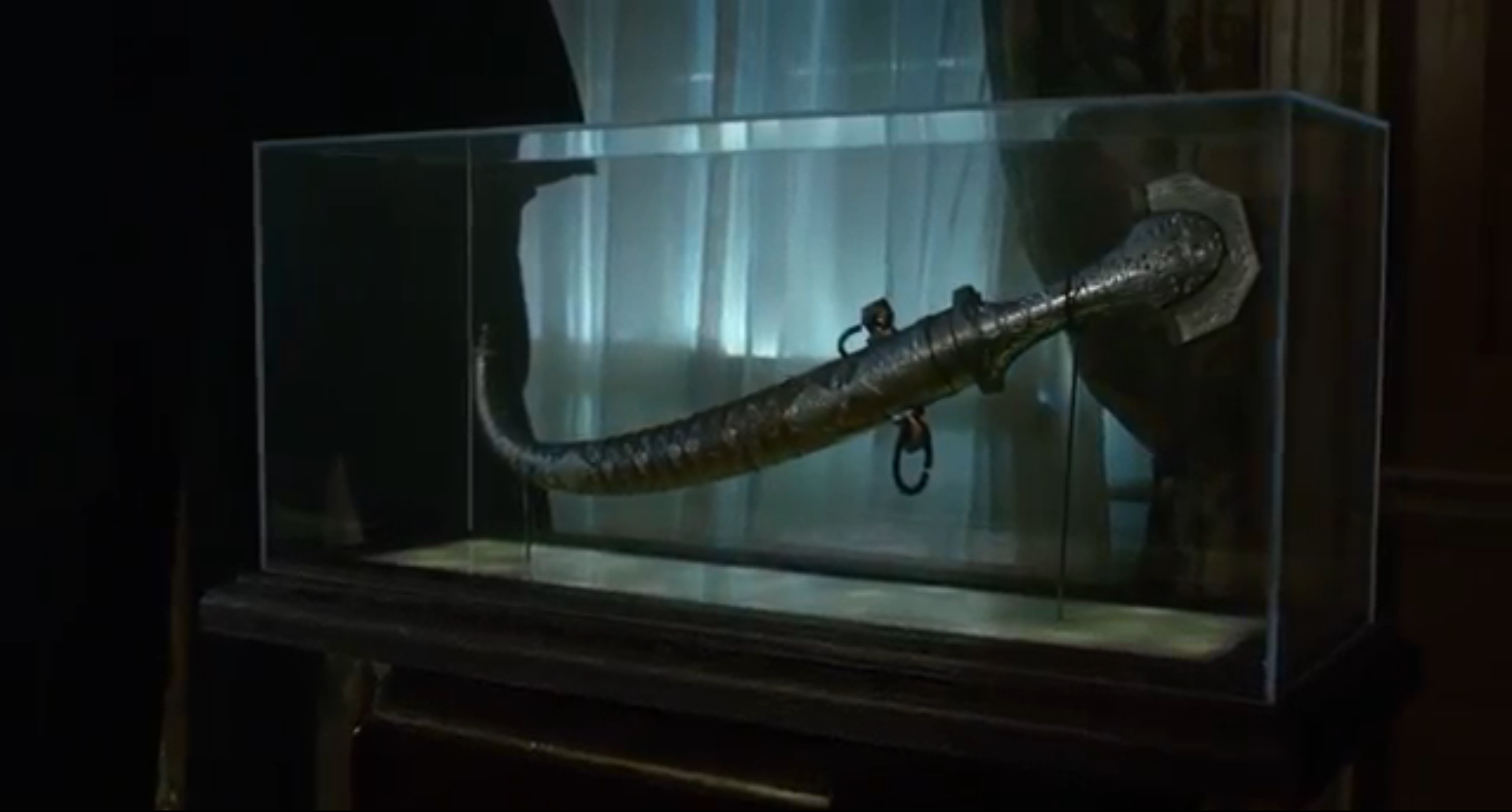 Ras Al Ghuls Knife Gotham Wiki Fandom