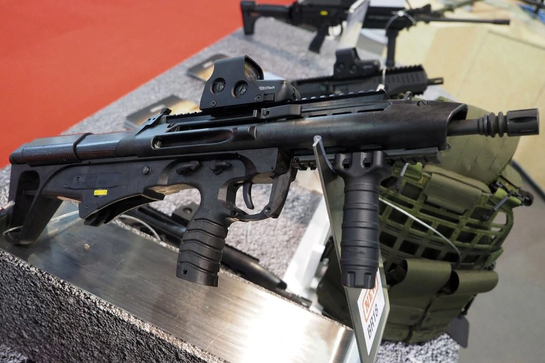 ST Kinetics BR18 | Gun Wiki | FANDOM powered by Wikia