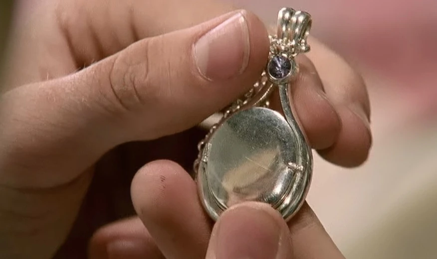 Blue Locket | H2O Just Add Water Wiki | Fandom