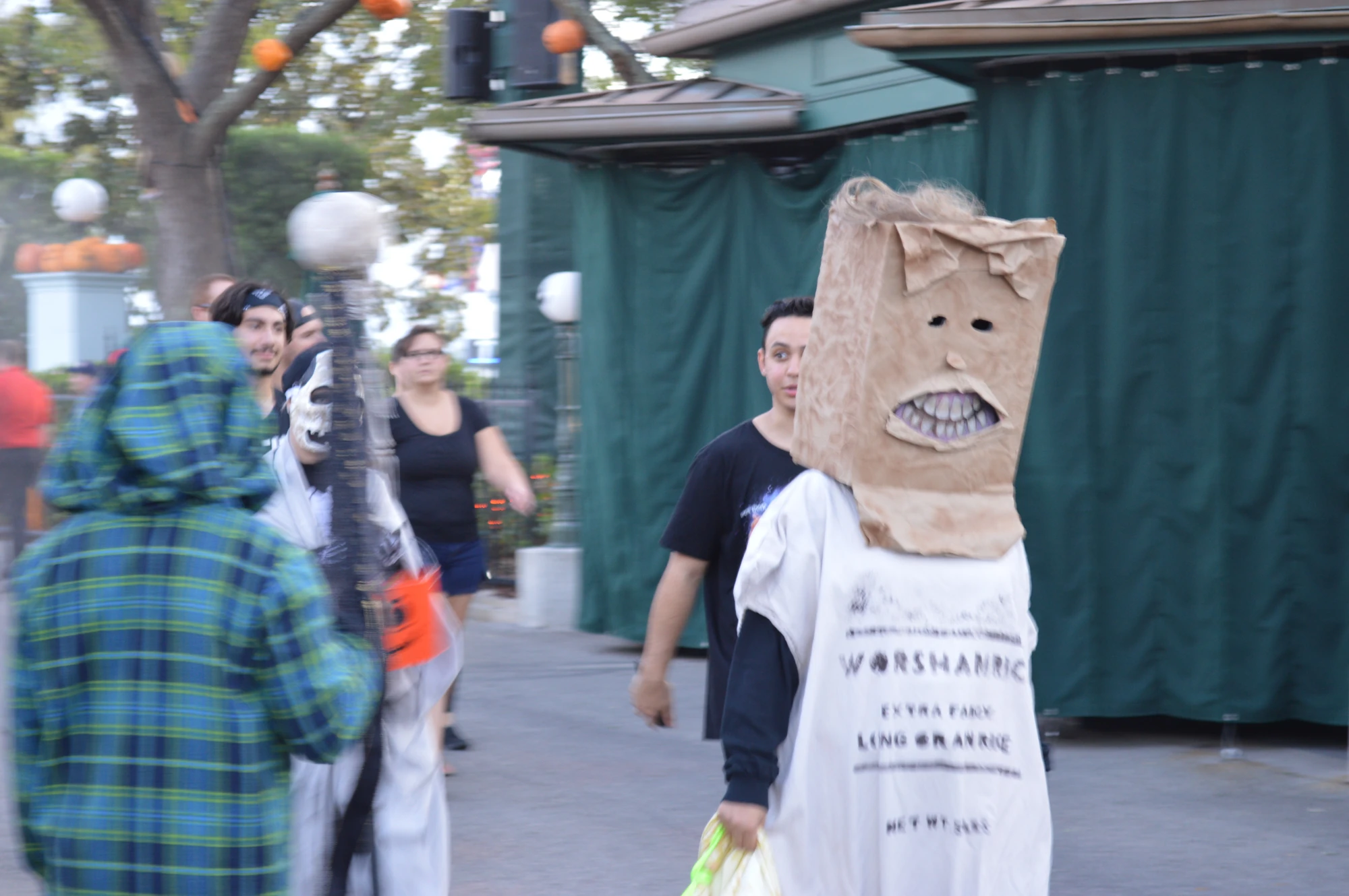 Paper Bag Kid | Halloween Horror Nights Wiki | Fandom