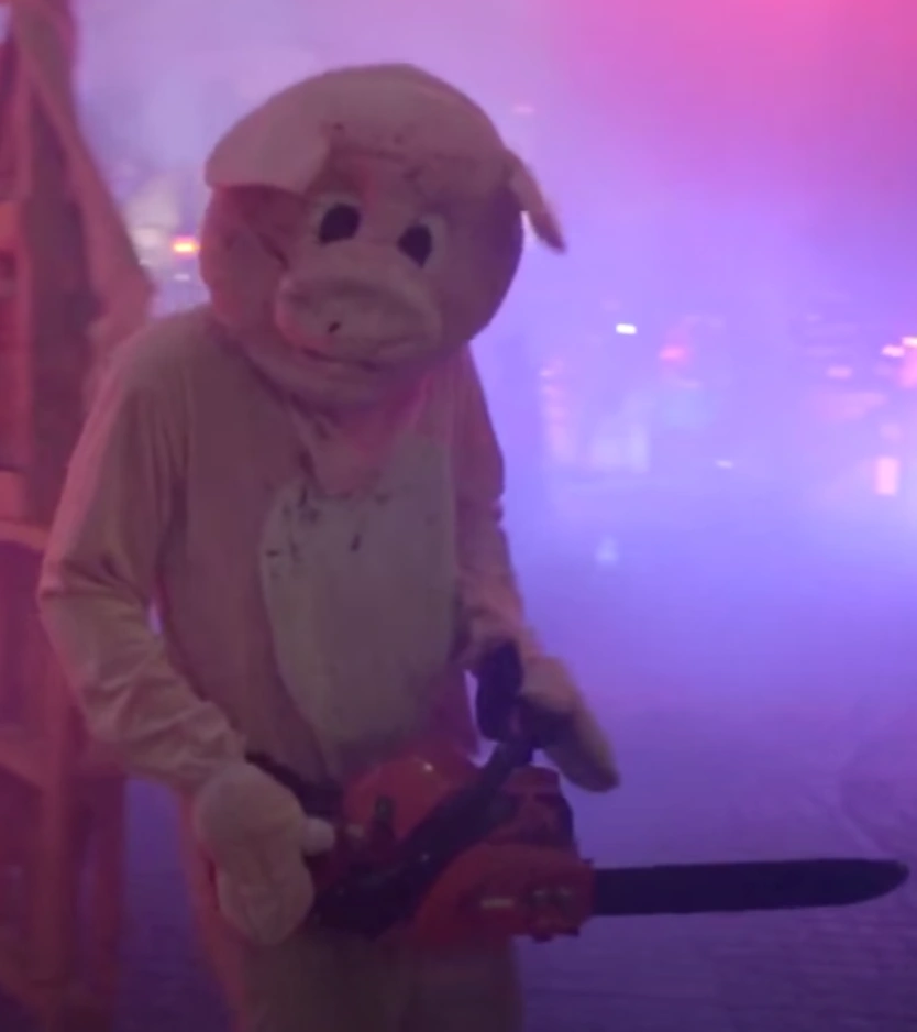 Big Pig | Halloween Horror Nights Wiki | Fandom