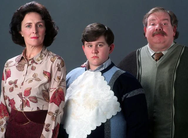 Familie Dursley | Harry-Potter-Lexikon | FANDOM powered by Wikia