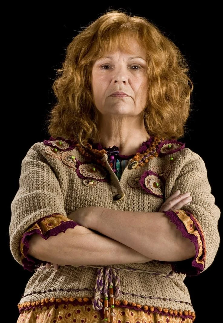 Molly Weasley | Harry Potter Wiki | FANDOM powered by Wikia
