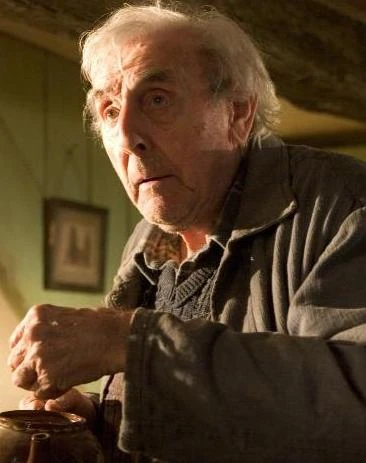 Frank Bryce | Wiki Harry Potter | Fandom