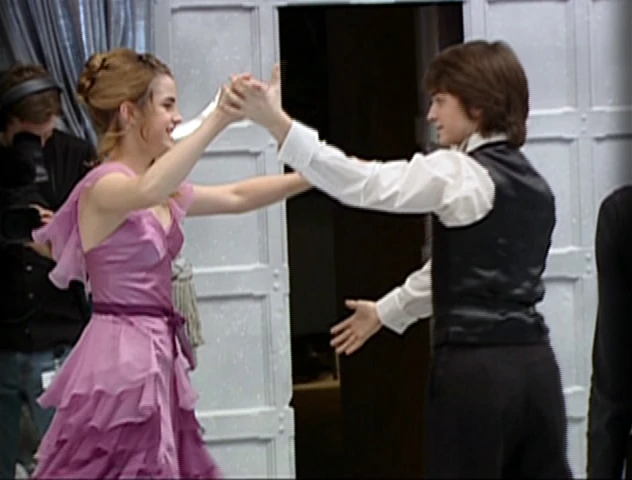 Image - HP4 Harry and Hermione dance.jpg | Harry Potter Wiki | FANDOM ...