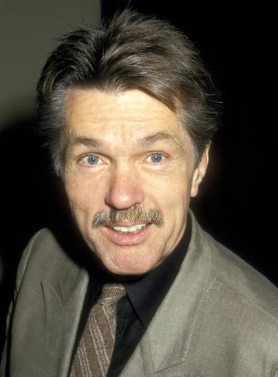 Tom Skerritt | Headhunter's Holosuite Wiki | FANDOM powered by Wikia