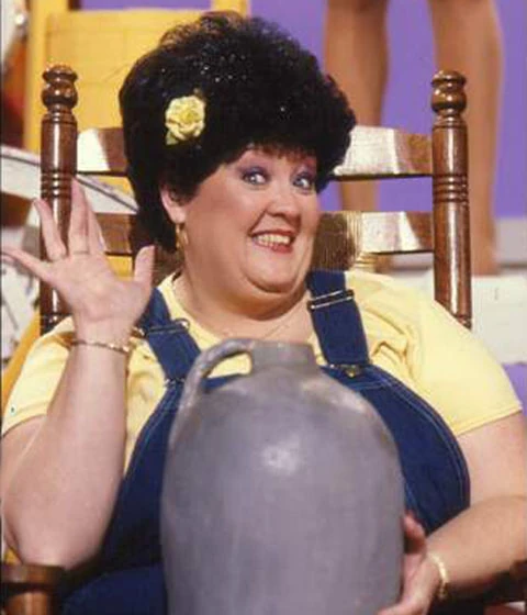 Lulu Roman | Hee Haw Wiki | Fandom