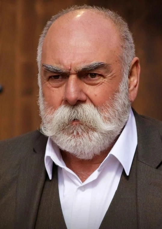 Nasuh Şadoğlu | Hercai ATV Wiki | Fandom