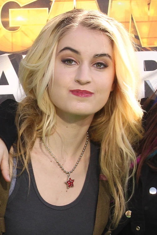 Miranda Miller | Hey Violet Wiki | Fandom