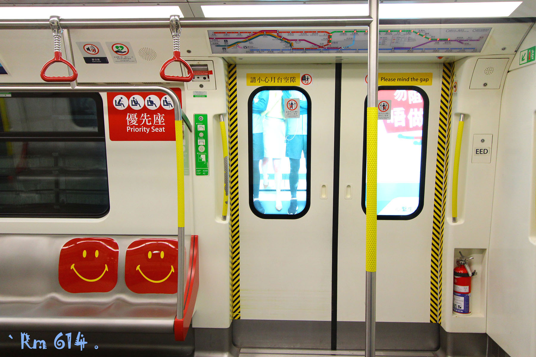 圖像 C Train Priority Seats 201610 香港鐵路大典 Fandom Powered By Wikia