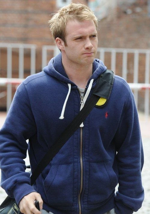 Justin Burton | Hollyoaks Wiki | Fandom