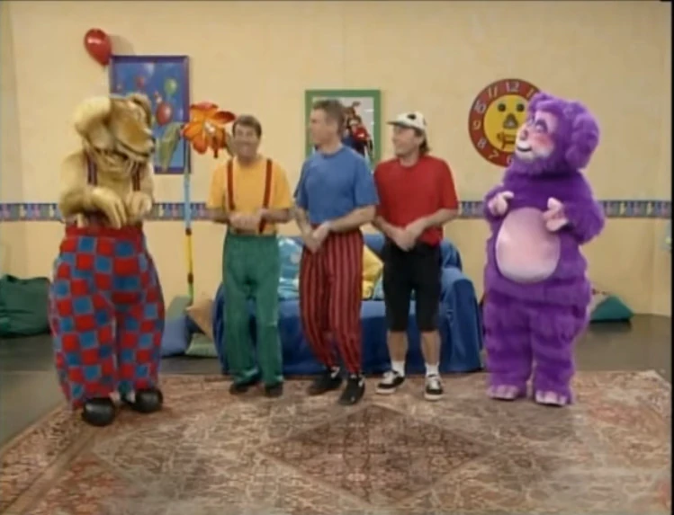 Russell The Muscley Kangaroo (Can You Do What I Can Do) | Hooley ...