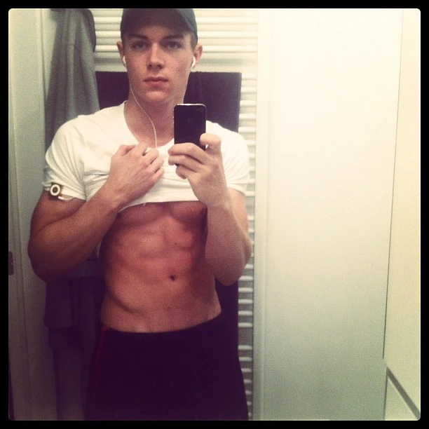 Image - Gerrit Klein Trainiert.jpg | Hotel 13 Wiki | FANDOM powered by ...