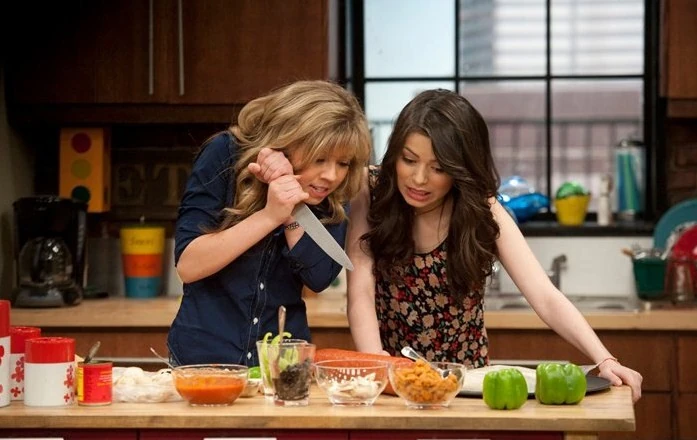 Gallery:iBalls | iCarly Wiki | Fandom