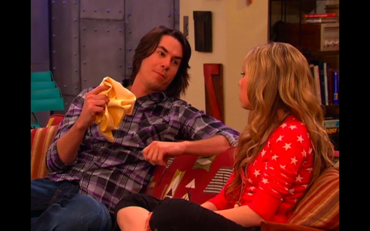 Sham-Pow! | iCarly Wiki | FANDOM powered by Wikia