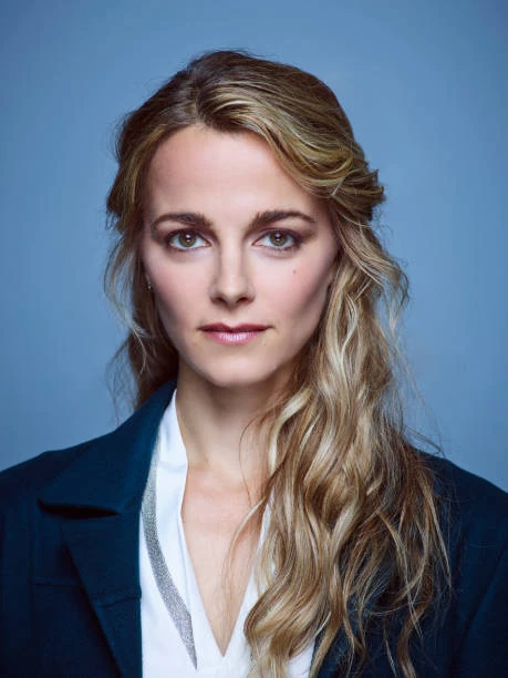 Lizzie Needham | Instinct Wikia | FANDOM powered by Wikia