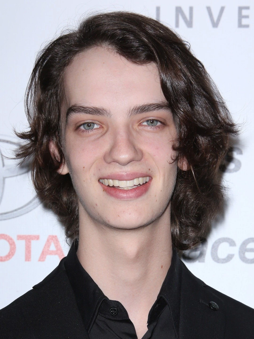 Kodi Smit-McPhee | Interrogation Wiki | Fandom