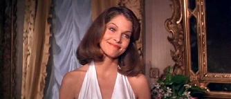 Holly Goodhead (Lois Chiles) | James Bond Wiki | Fandom