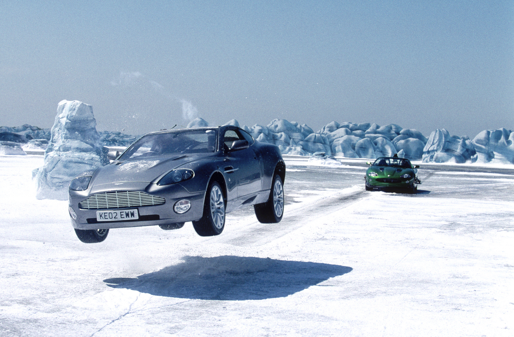 Image - Die Another Day (Promo) - Ice Chase.jpg | James Bond Wiki ...