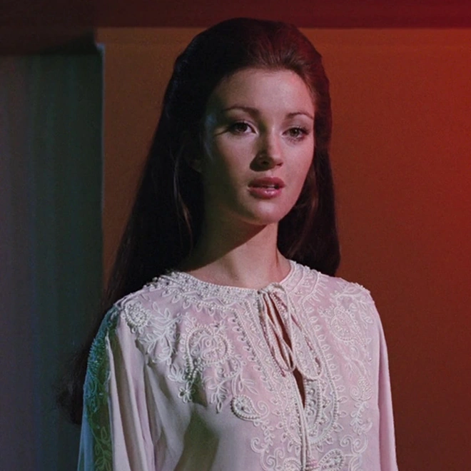 Solitaire (Jane Seymour) | 007 Fanon Wiki | FANDOM powered by Wikia