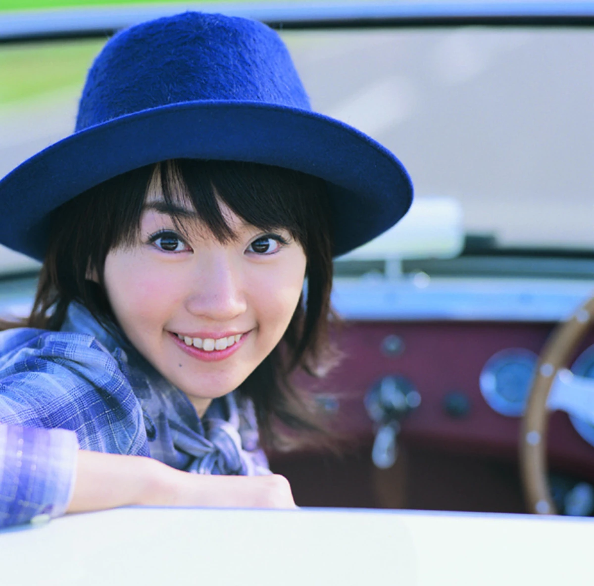 ALIVE & KICKING | Jpop Wiki | FANDOM powered by Wikia