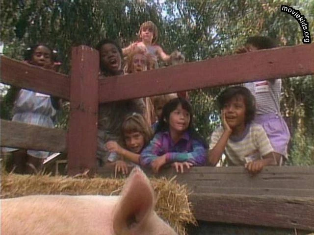 Kids World's Adventures of Kidsongs - A Day at Old MacDonald's Farm ...