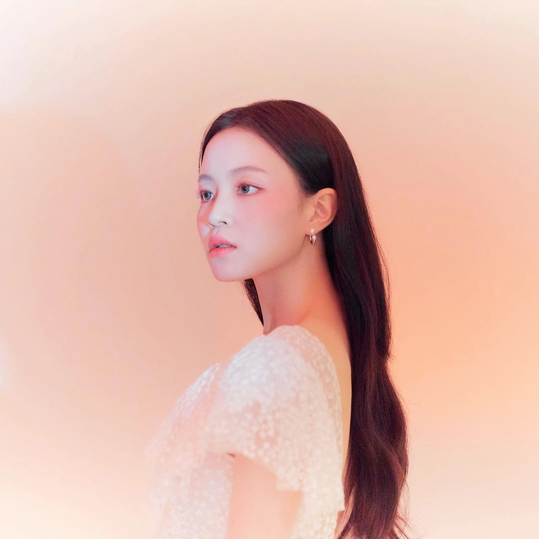 Lee Hi | Kpop Wiki | Fandom