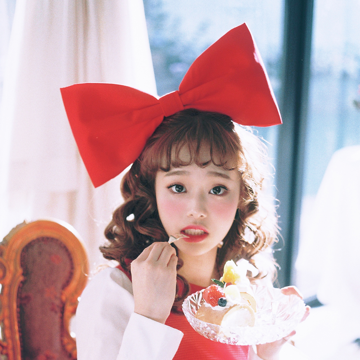 Image - LOONA Chuu teaser photo 4.png | Kpop Wiki | FANDOM powered by Wikia Image - LOONA Chuu teaser photo 4.png | Kpop Wiki | FANDOM powered by Wikia