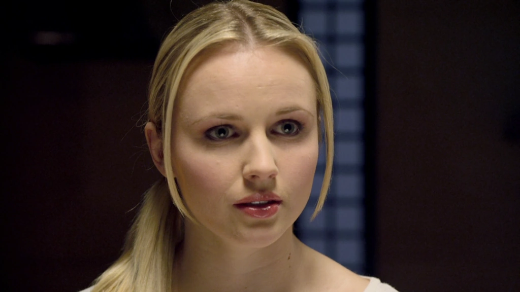 Lauren Shiba | Legends of the Multi Universe Wiki | Fandom