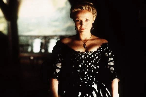 Lady Van Tassel | Legends of the Multi Universe Wiki | Fandom