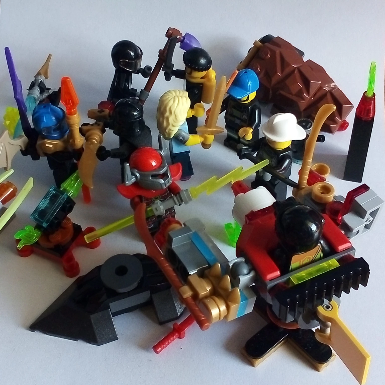 Set 80005 (Minifigure battle) | LEGO Fanonpedia | Fandom