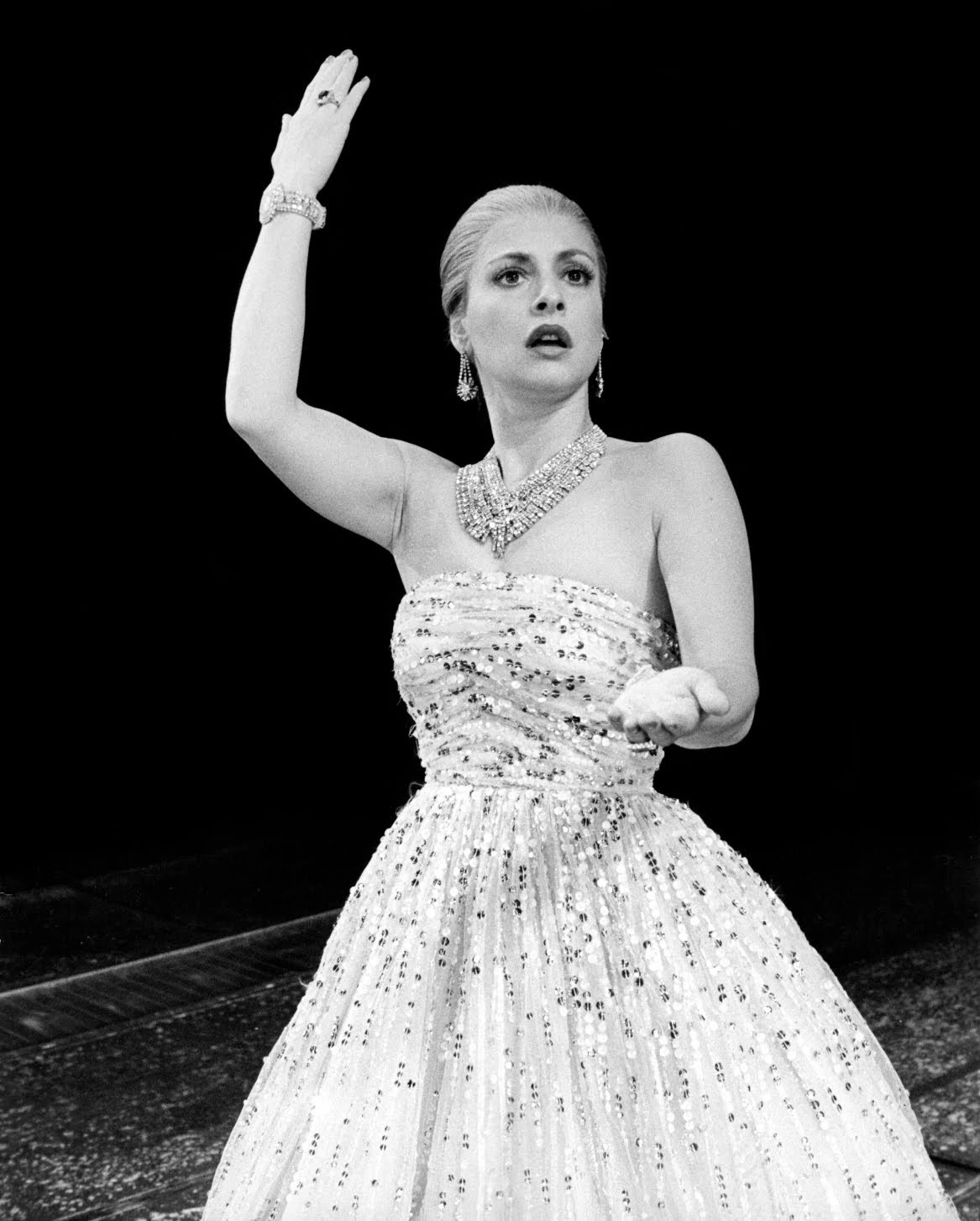 Patti LuPone | Les Misérables Wiki | FANDOM powered by Wikia