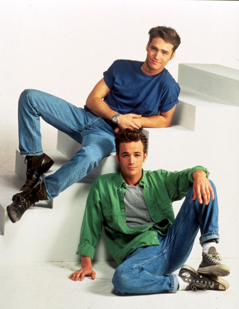 Luke Perry Levis Wiki Fandom Powered By Wikia