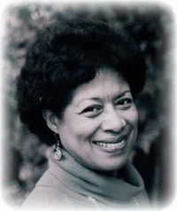 Zee Edgell | Literatura Wiki | FANDOM powered by Wikia