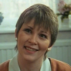 Sandra Hallam | London's Burning Wiki | FANDOM powered by Wikia
