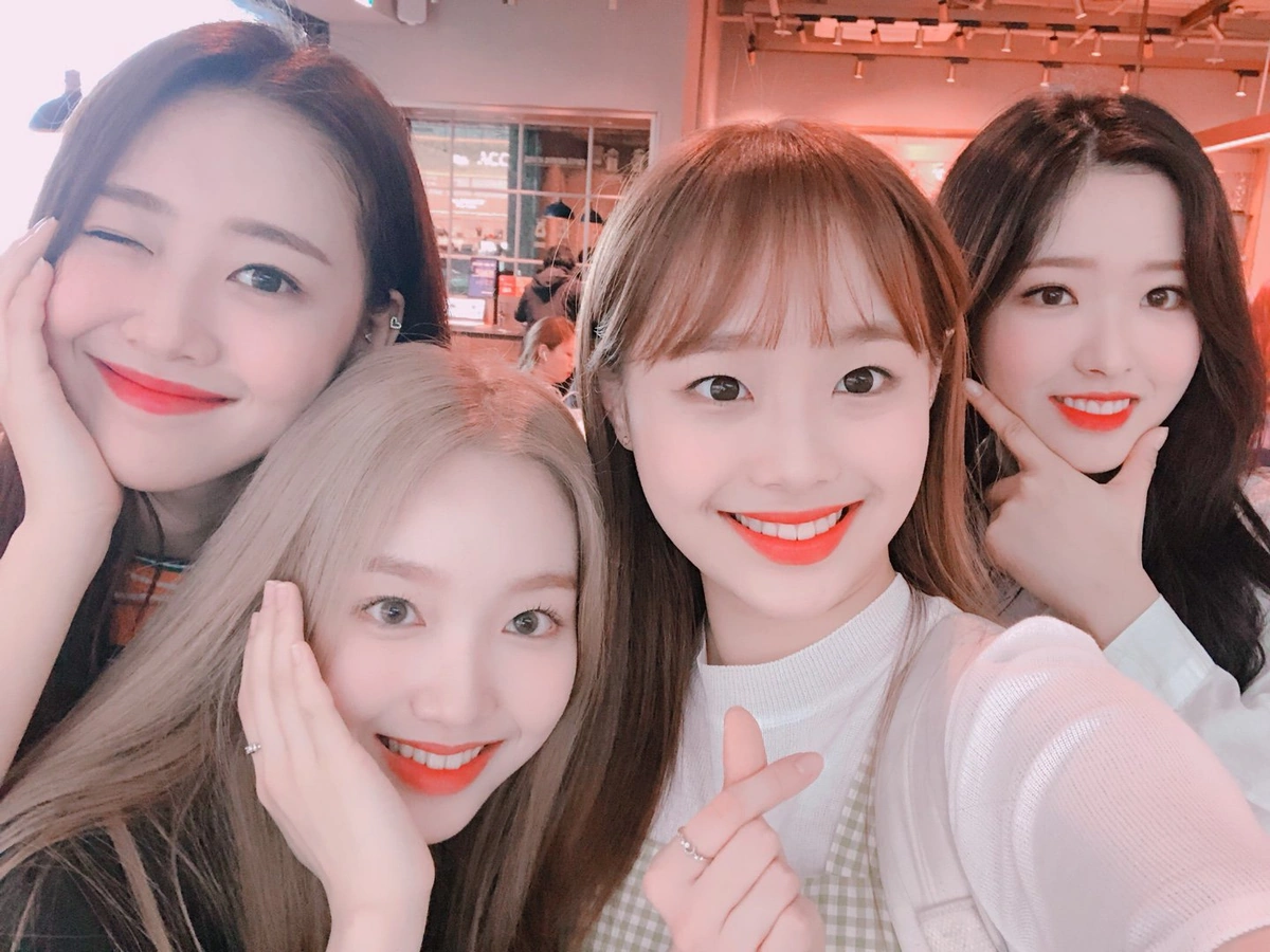 yyxy | LOOΠΔ Wiki | FANDOM powered by Wikia