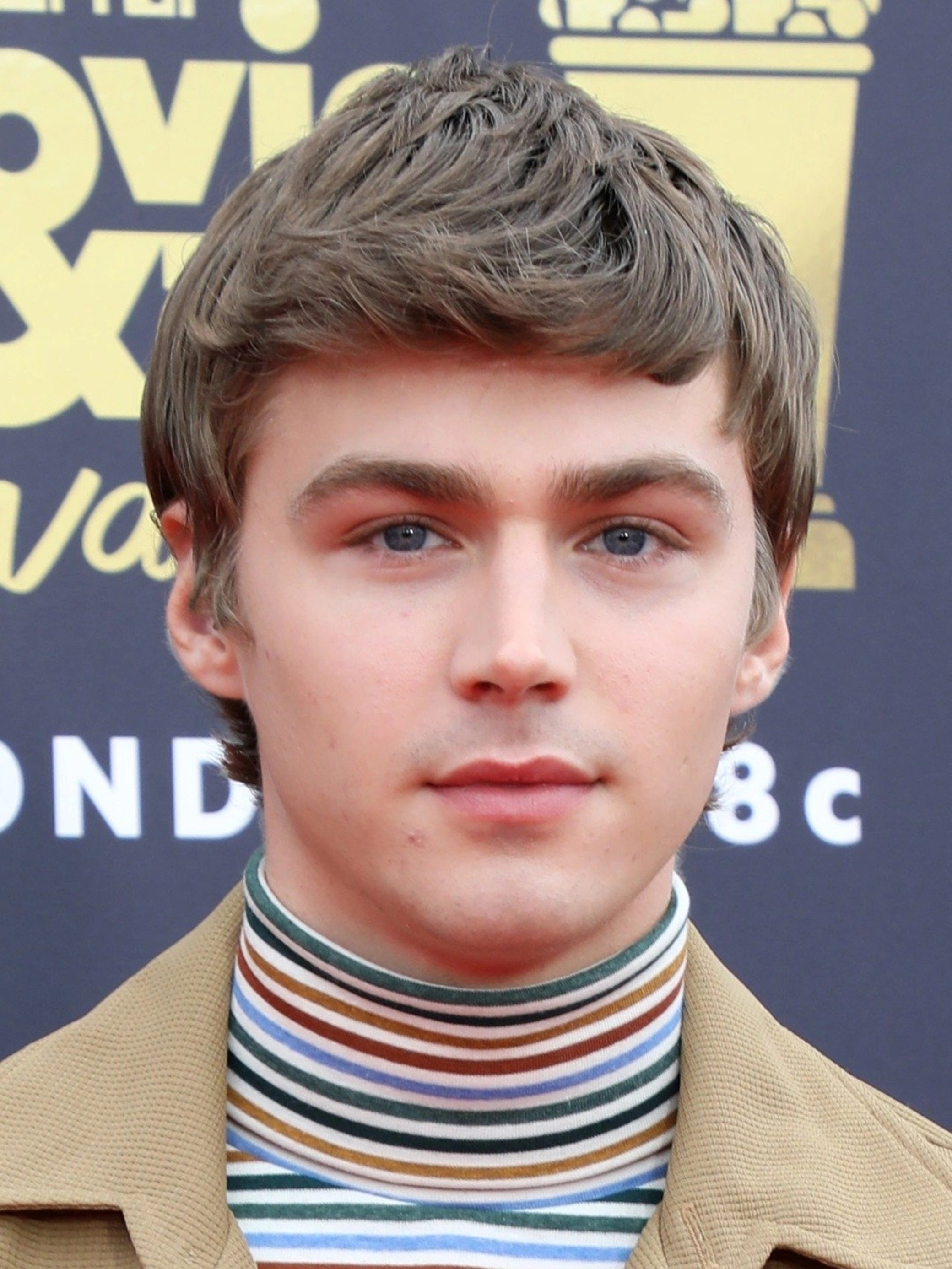 Miles Heizer | Love, Simon Wiki | FANDOM powered by Wikia