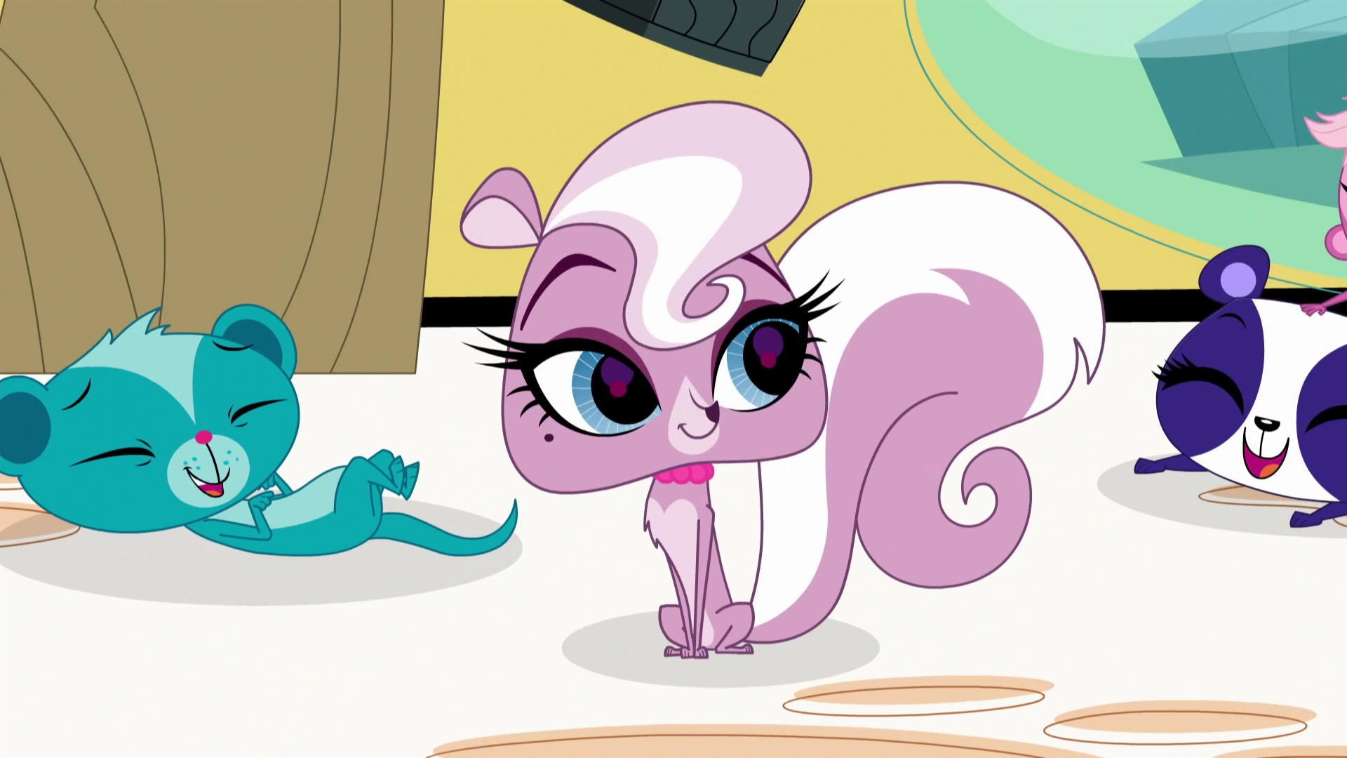Image - Mitzi watches Pepper.png | Littlest Pet Shop (2012 TV series ...